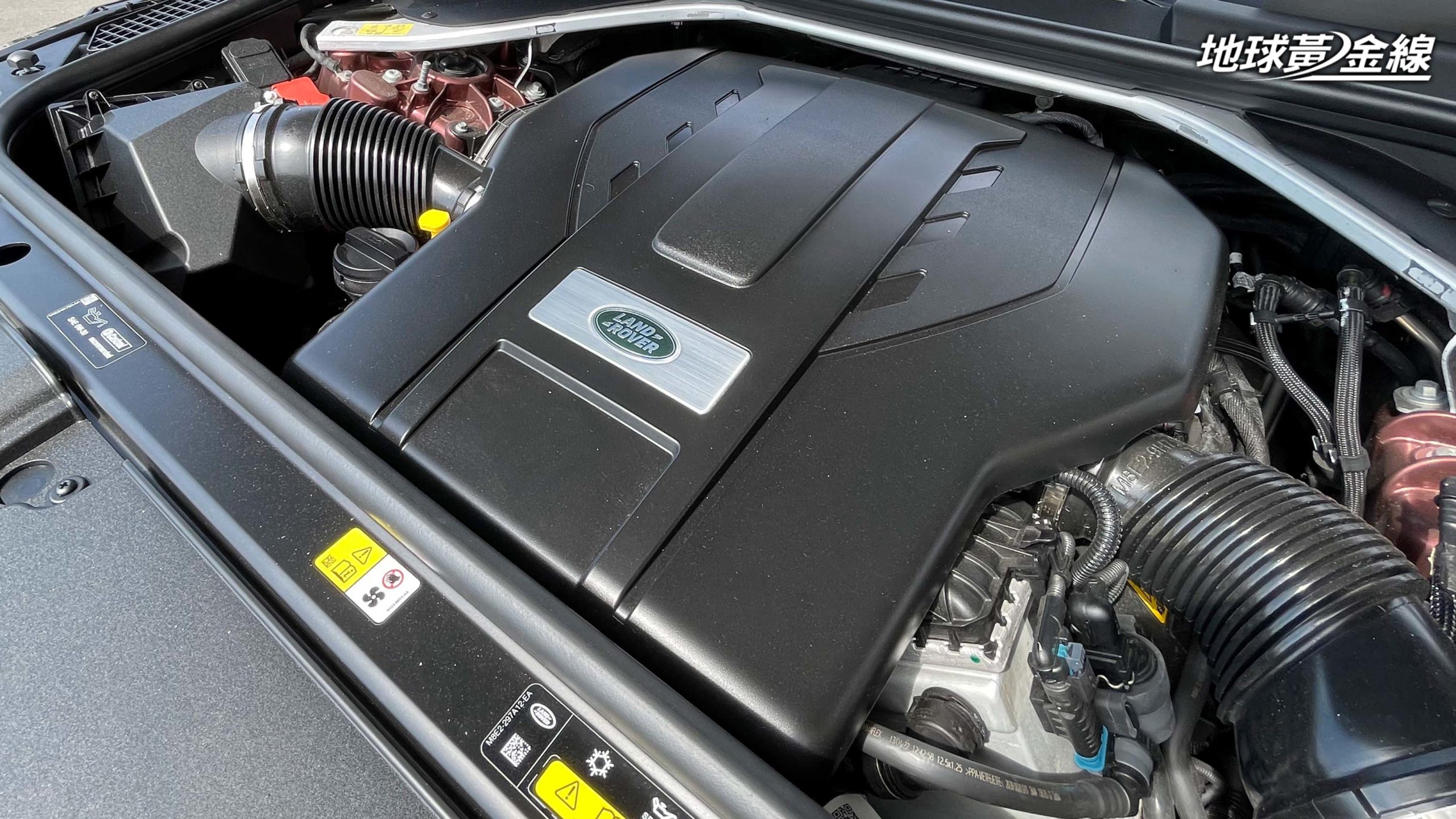 試駕／Range Rover SV P530 SWB 讓V8雙渦輪引擎帶你起飛！ | 地球黃金線