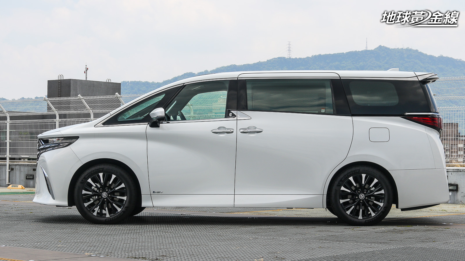 試駕／新世代Alphard尊榮不分前後座 科技升級豪華舒適再創新高度 | 地球黃金線