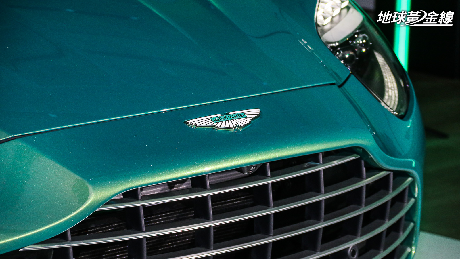 1288萬起Aston Martin DB12強悍抵臺！ 強植680匹馬力V8引擎比V12動力更狂放 | 地球黃金線