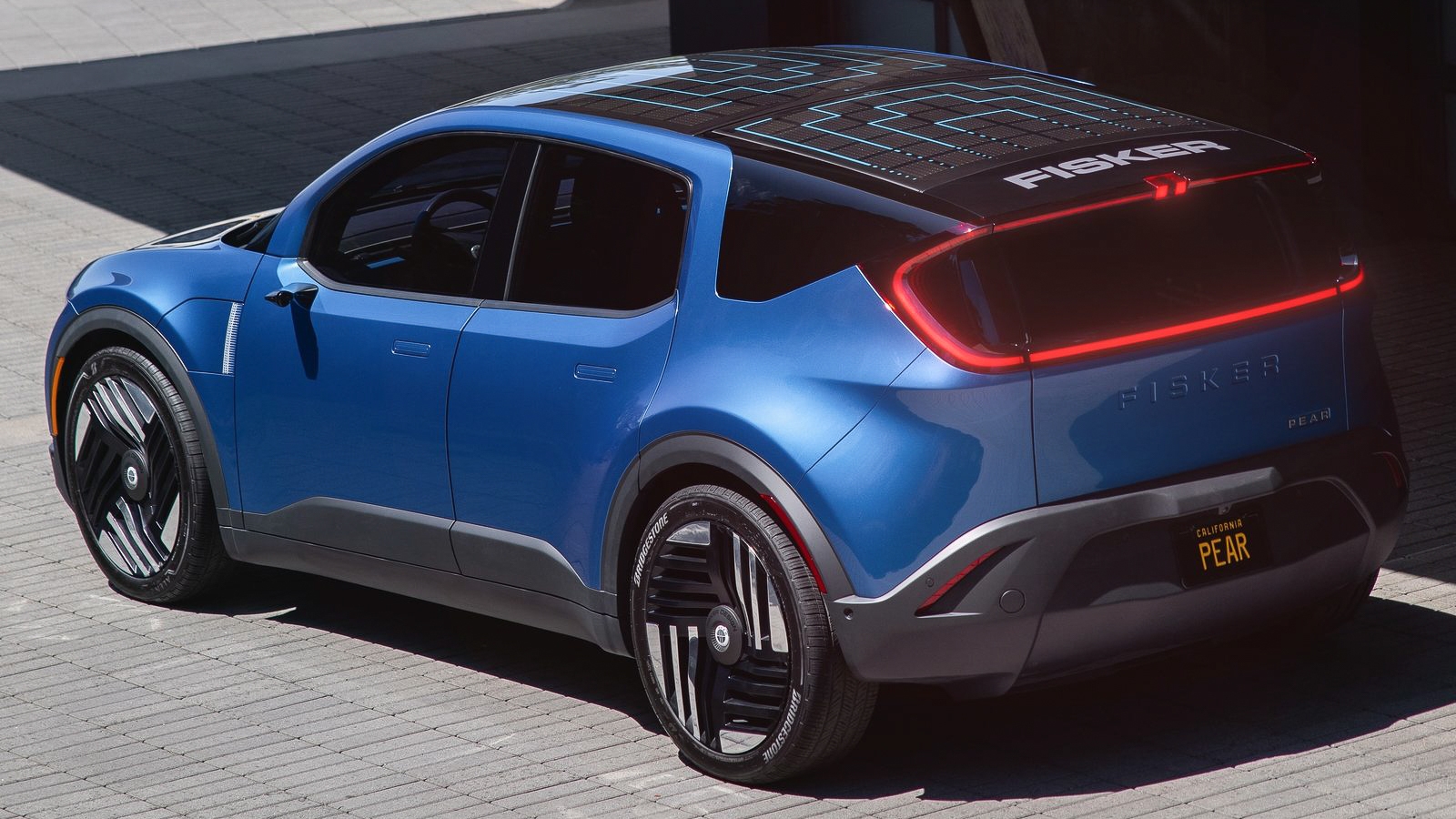 Fisker Pear準量產版完整亮相 鴻海代工6座純電休旅只要95.2萬！ | 地球黃金線