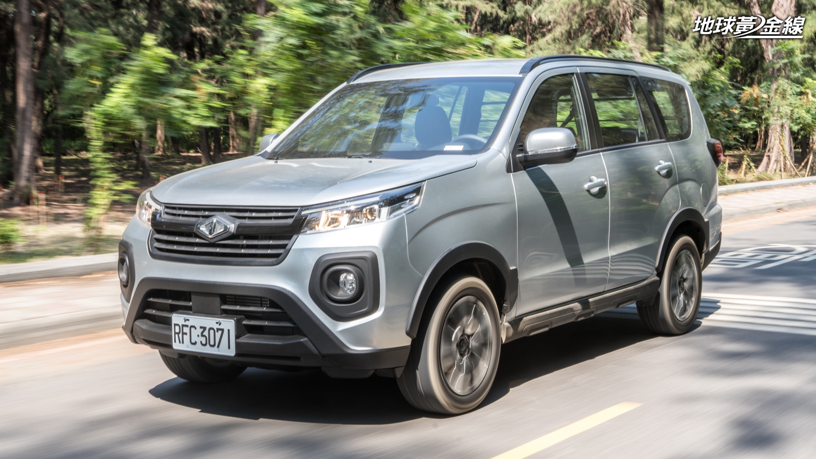 買70萬再改70萬的「大改」Zinger！ 全車防刮漆能防貓抓還能改善隔音？ | 地球黃金線