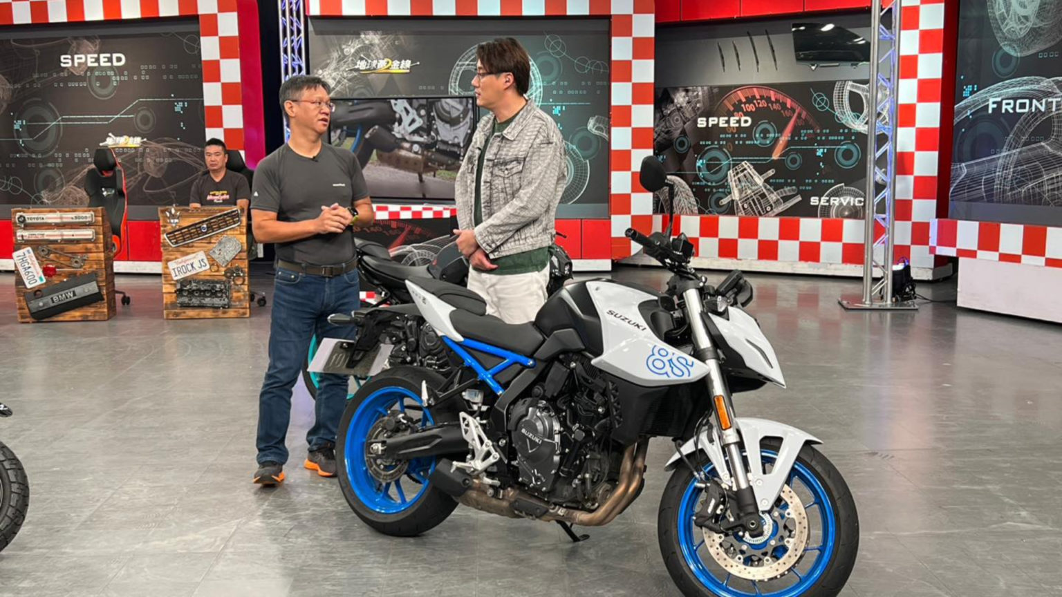 中量級運動街車Suzuki GSX-8S輕盈登場！ Singer：油耗、配重佳超好騎！ | 地球黃金線