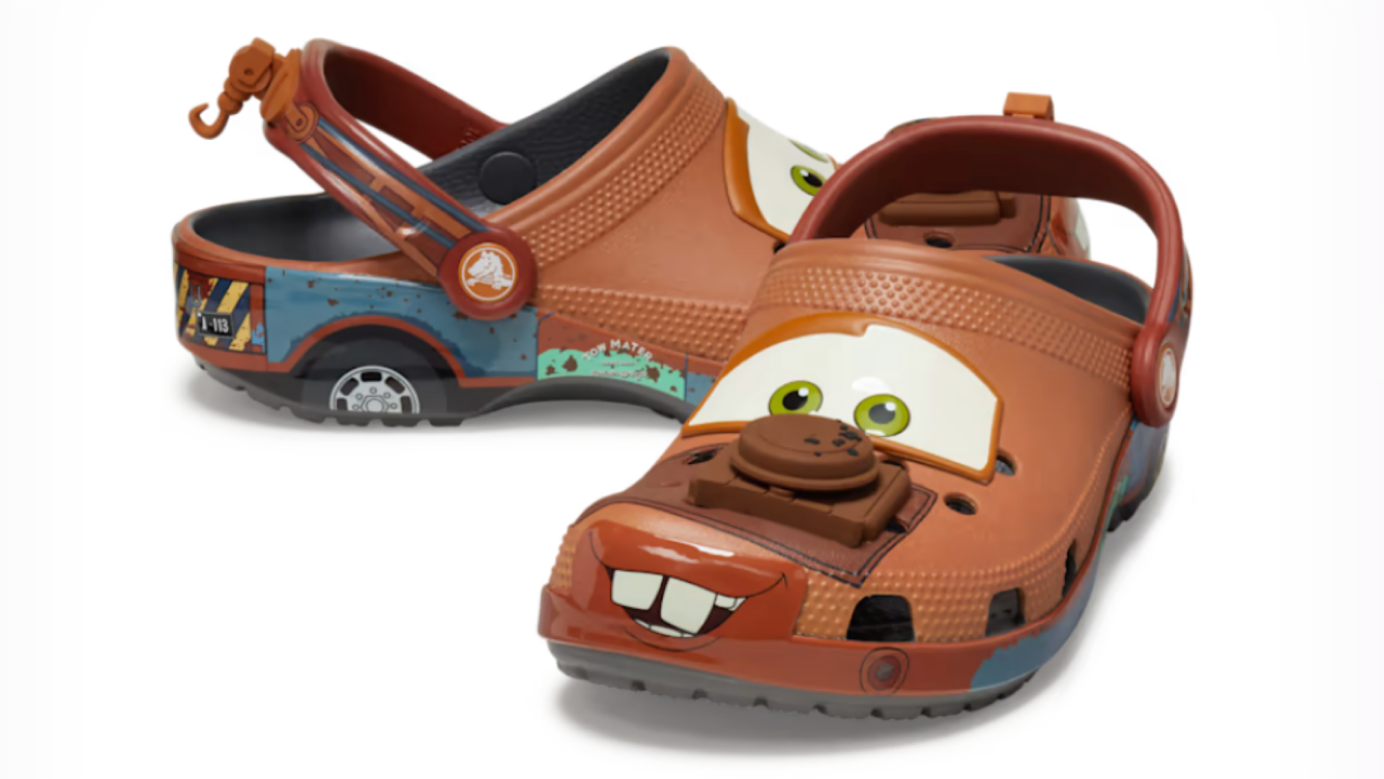 《汽車總動員》Crocs鞋款登場！ 「拖線」休閒鞋細節超吸睛 | 地球黃金線