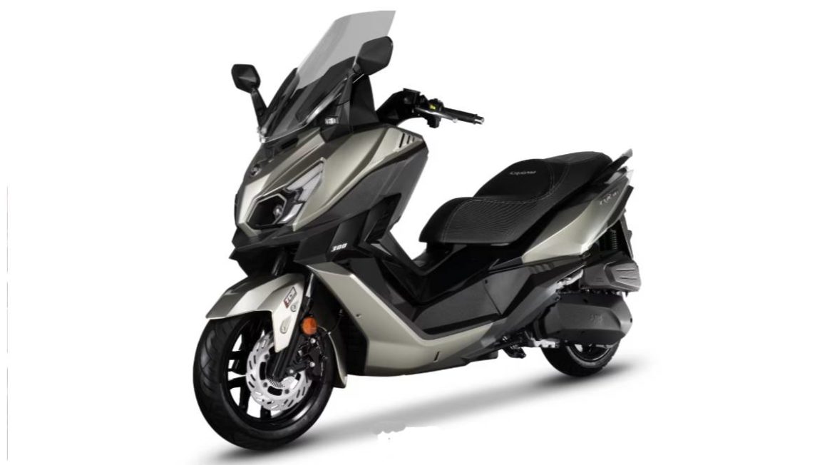 SYM米蘭車展不只大改DRGBT！ 外媒揭「插電式油電機車」與6款燃油機車 | 地球黃金線