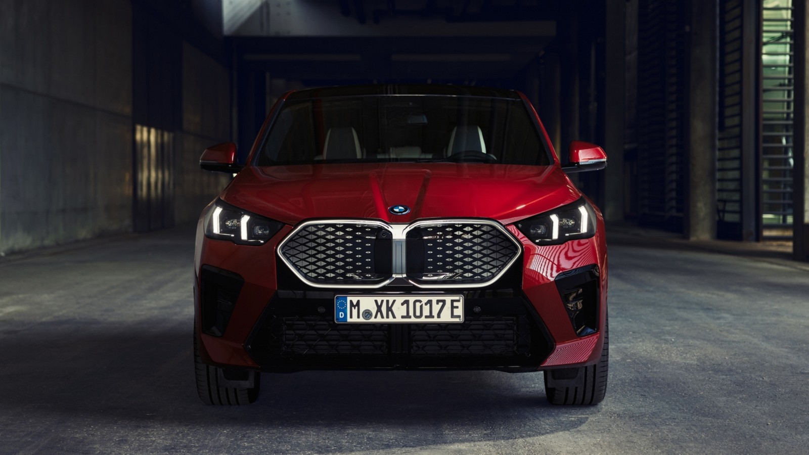 預售價225萬元起大改款X2啟動接單 iX2純電跑旅237萬起同步預購 | 地球黃金線