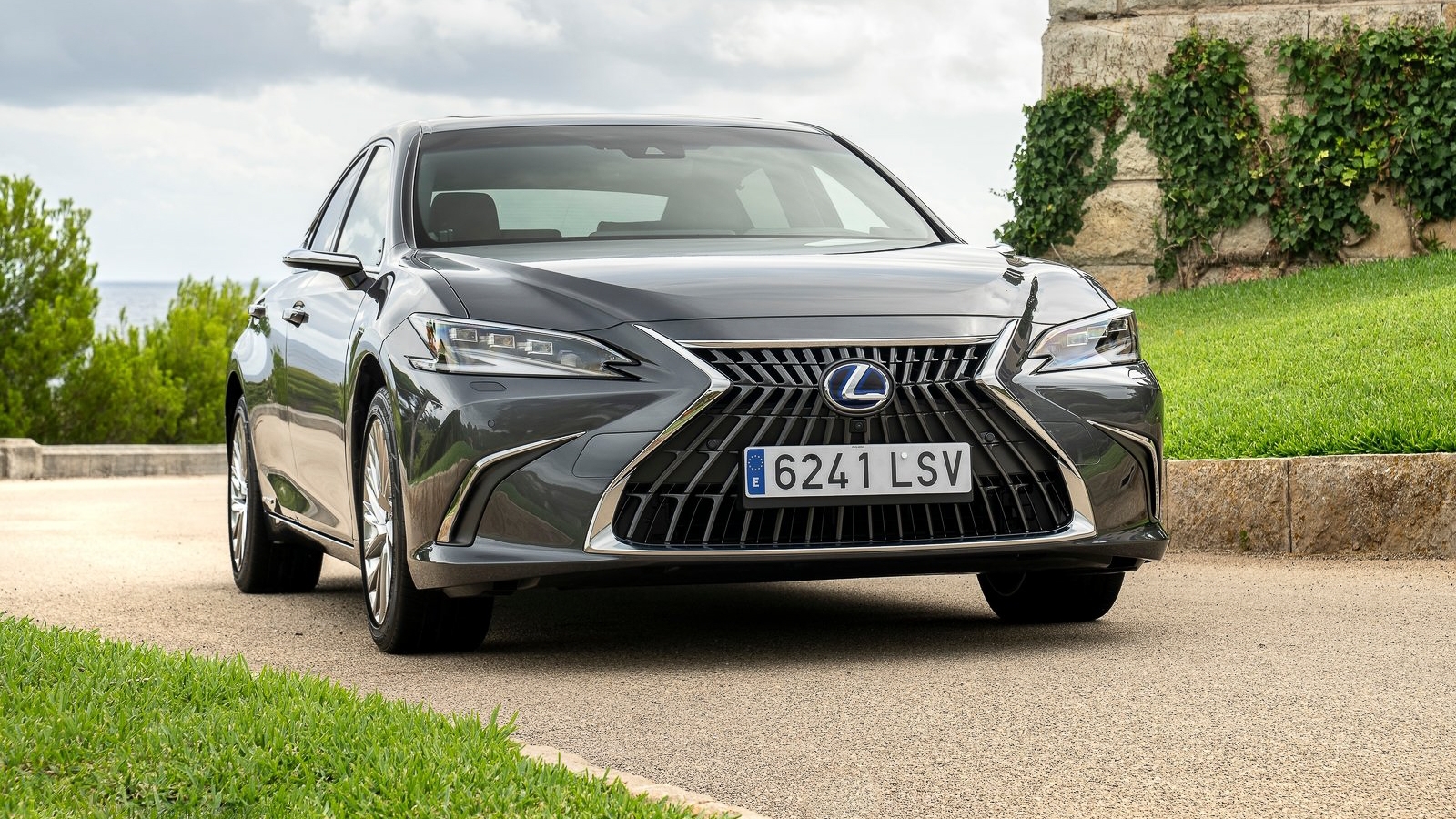 Lexus ES緊隨Toyota Camry腳步？大改款傳今年亮相並導入新動力 | 地球黃金線