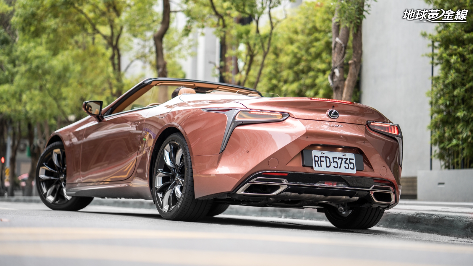 試駕／Lexus LC 500 Convertible，碩果僅存NA V8敞篷浪漫跑車！ | 地球黃金線