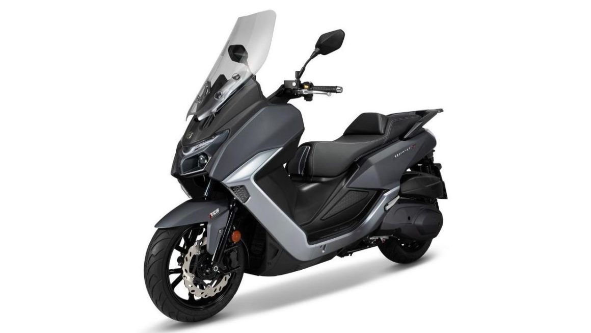 SYM Maxsym 400將小改款？Maxsym GT送測油耗「三陽回應了」 | 地球黃金線