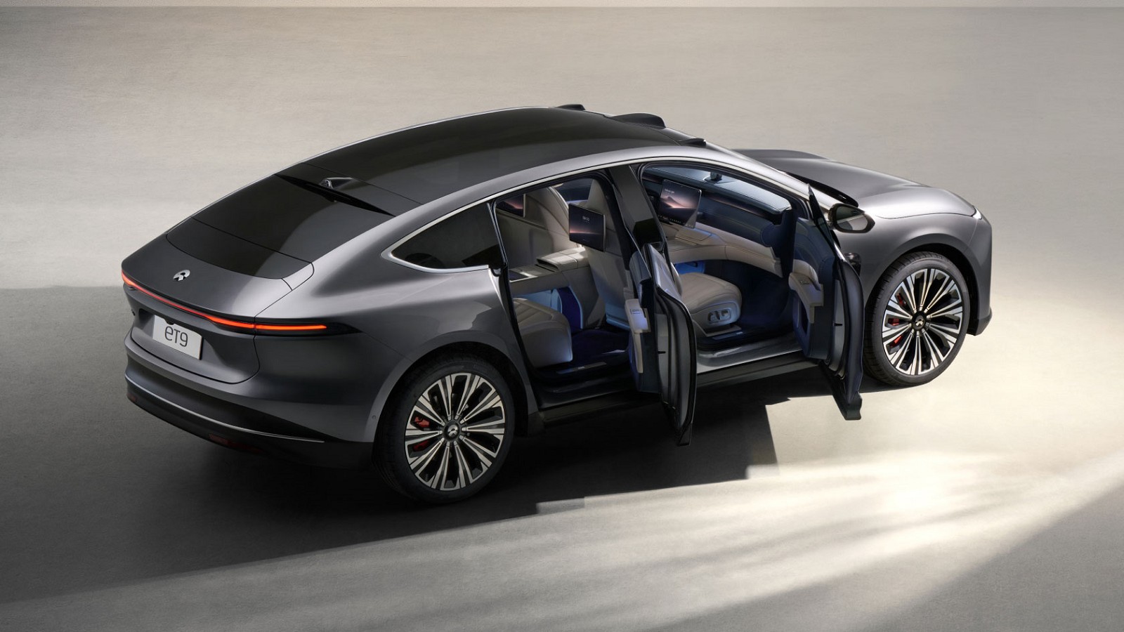 蔚來ET9強植900V架構，充電功率直逼600kW豪華度鎖定Lucid | 地球黃金線