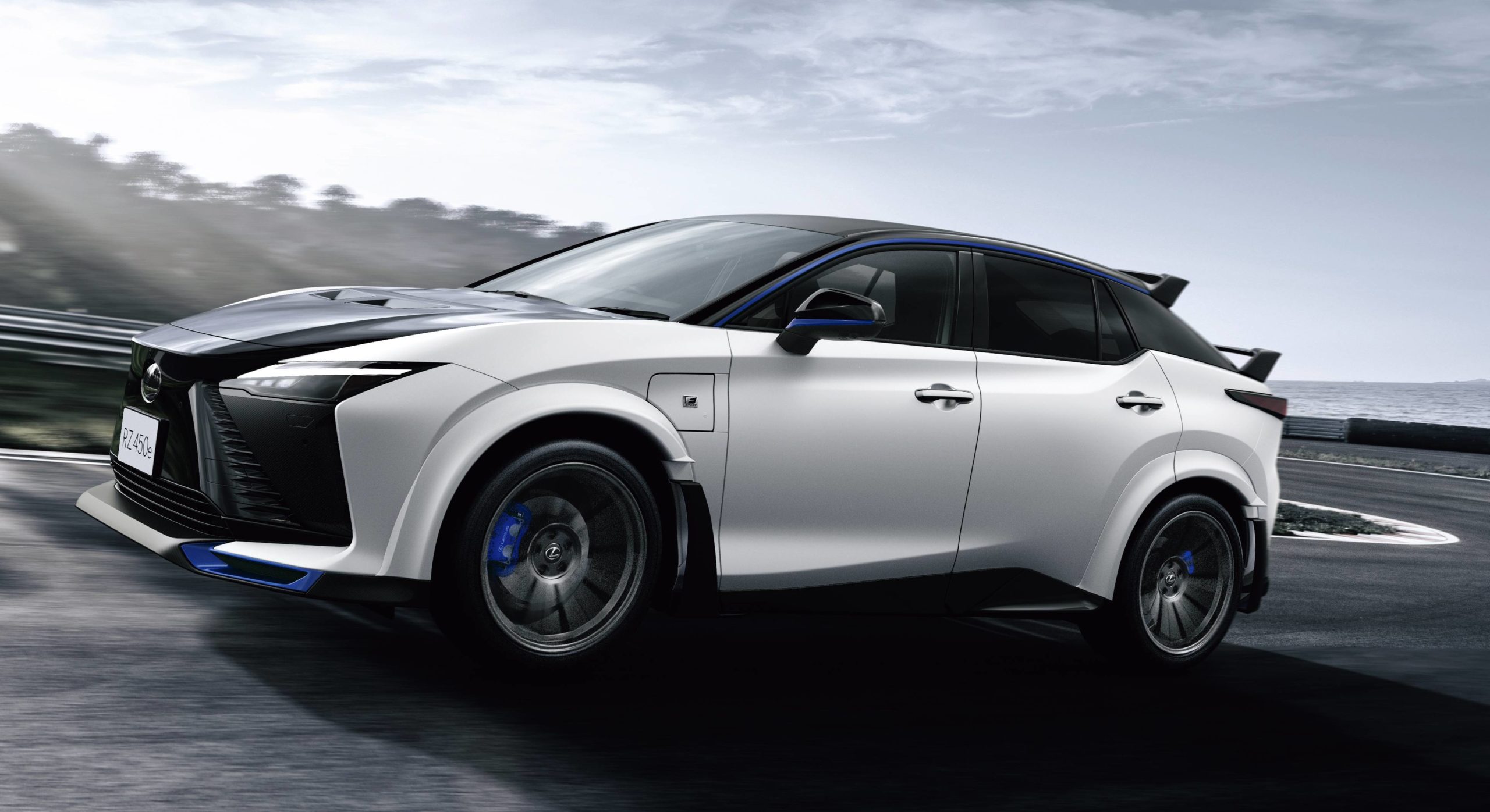 Lexus RZ 450e F Sport Performance亮相！開價252.8萬限量100台 | 地球黃金線