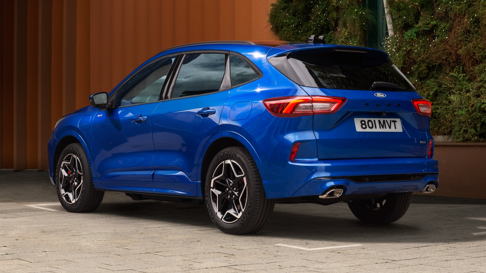 連Kuga都有Active版！歐規小改款登場，造型跟美規Escape大不同 | 地球黃金線