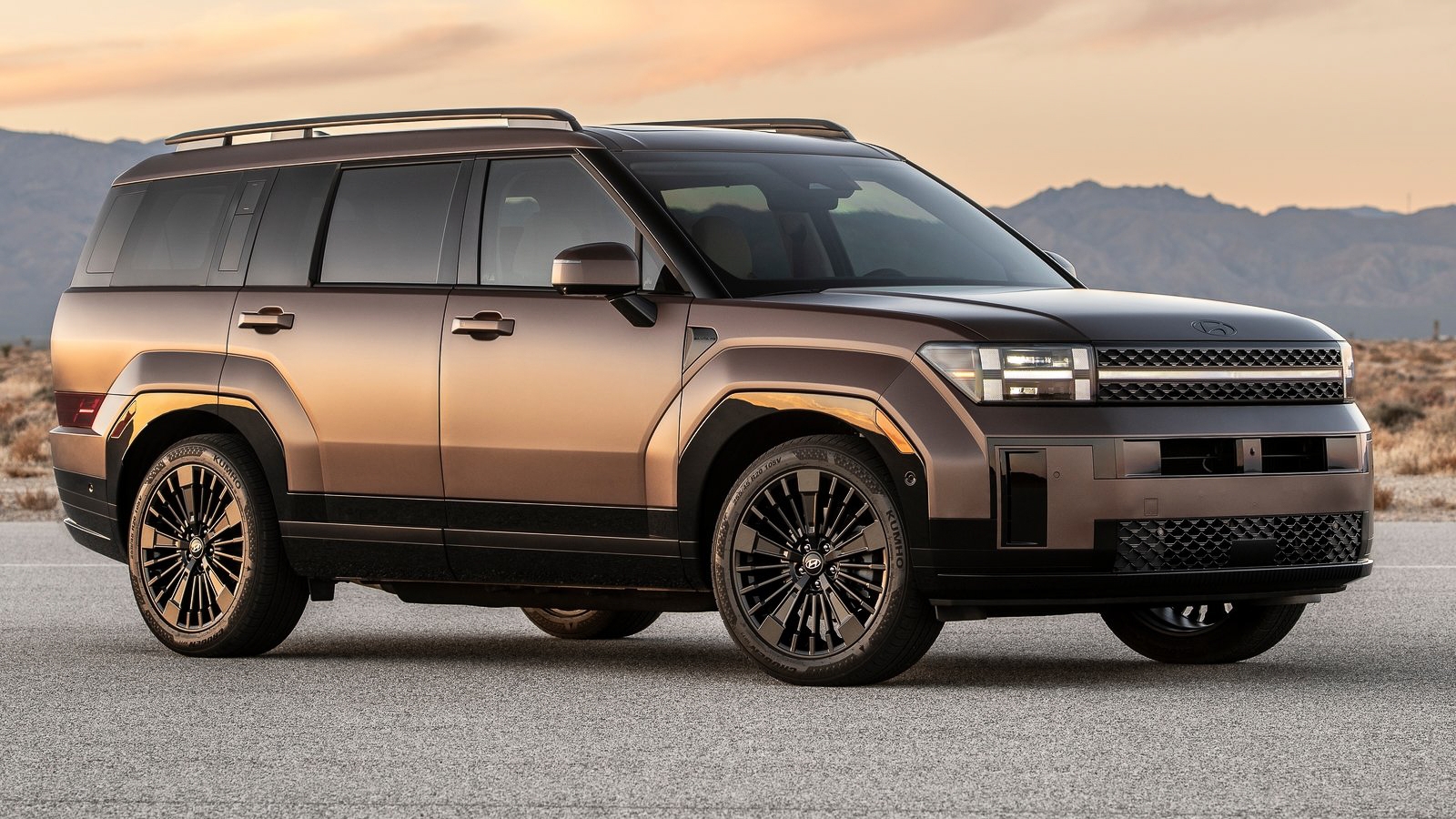 Hyundai Santa Fe大改北美110萬起開賣！7人座SUV今年有望抵台 | 地球黃金線