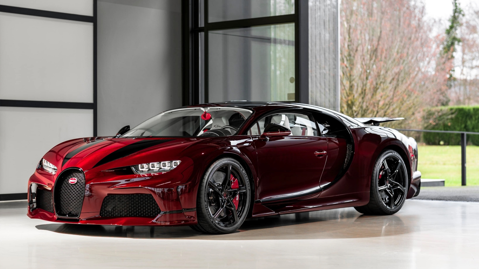 紅的喜氣！Bugatti Chiron Super Sport赤龍特仕版喜迎龍年到來？ | 地球黃金線