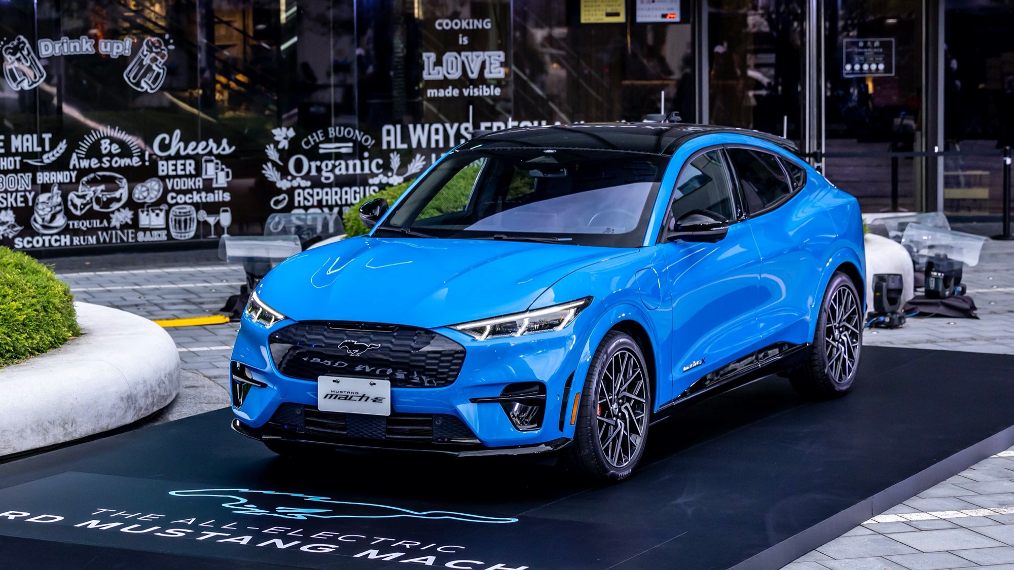 Ford Mustang Mach-E限時優惠起跑，購車最高省12萬元！ | 地球黃金線