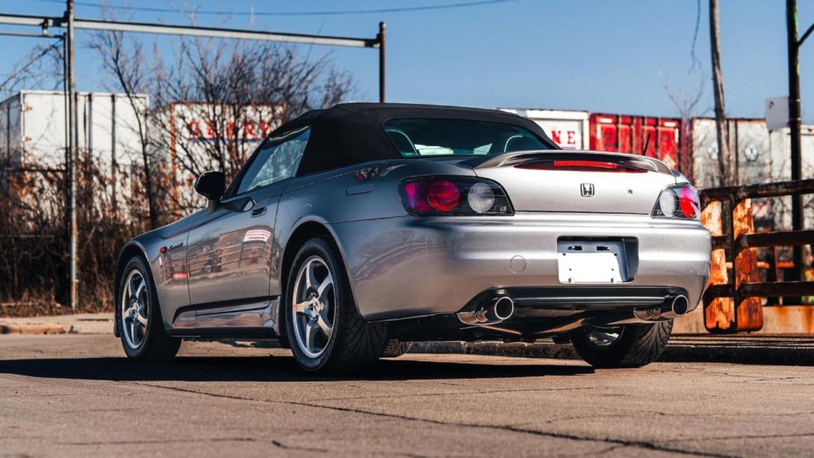 出廠24年僅跑1,500公里！堪稱完美的Honda S2000競標價格攀升中 | 地球黃金線