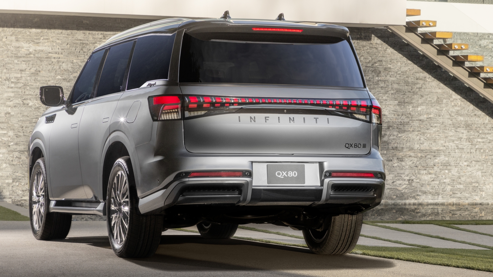 Infiniti QX80旗艦休旅大改款！捨棄20年V8改採GT-R血統雙渦輪V6 | 地球黃金線