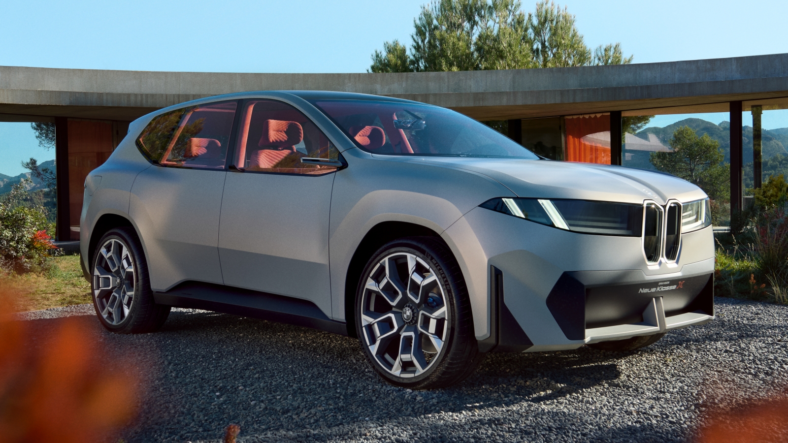 新一代純電主力iX3就長這樣？BMW Vision Neue Klasse X明年量產 | 地球黃金線