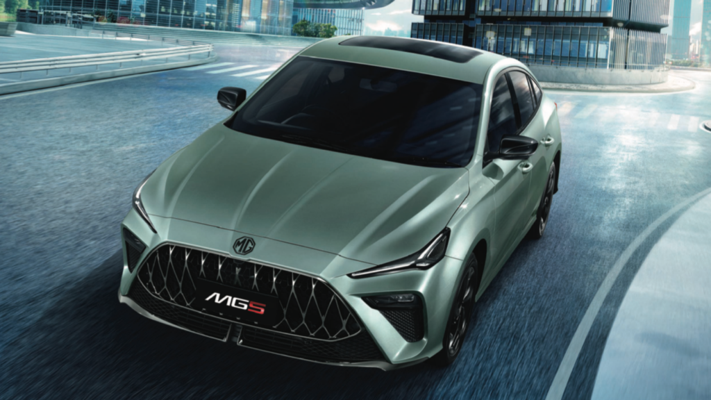 小改款MG5泰國開賣！新增黑化外觀與全新車頭售價最低只要55萬 | 地球黃金線