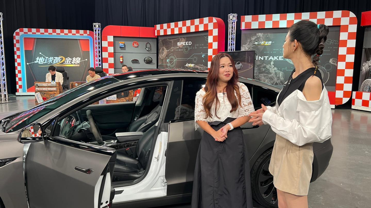 Youtuber「Echo」開特斯拉Model 3四年堅持不賣原因？一改裝讓蘇宗怡覺得讚！ | 地球黃金線