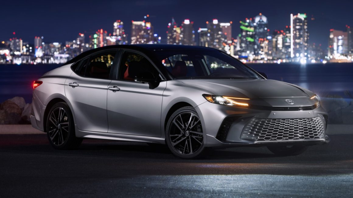 9代大改款Toyota Camry北美92萬有找開賣，台灣確定第四季導入！ | 地球黃金線