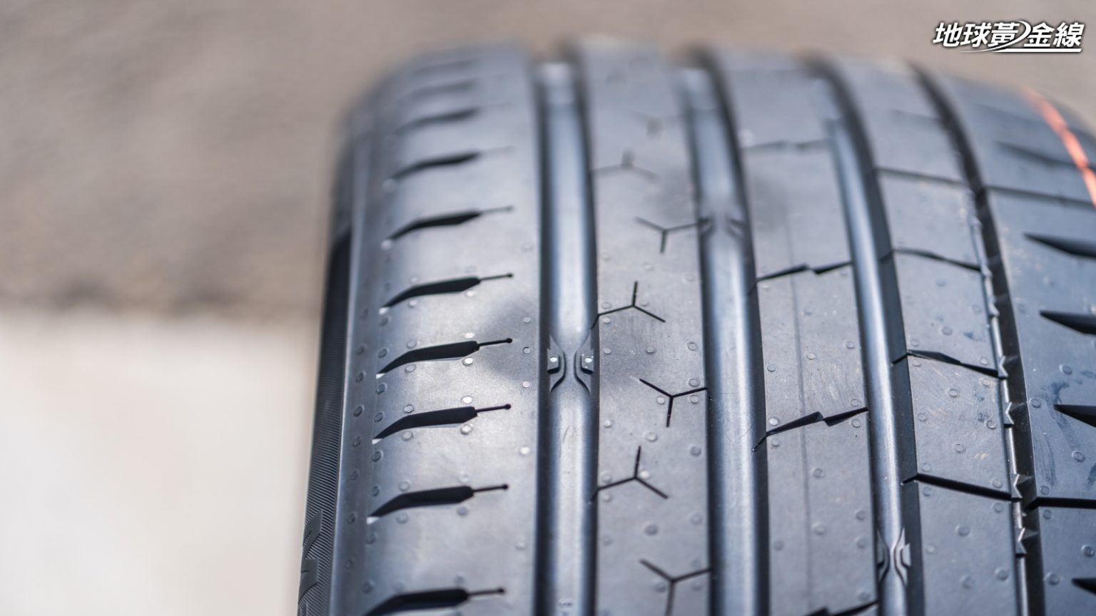 試胎／馬牌MaxContact MC7澳洲激測！賽道與道路實駕探新胎實力 | 地球黃金線