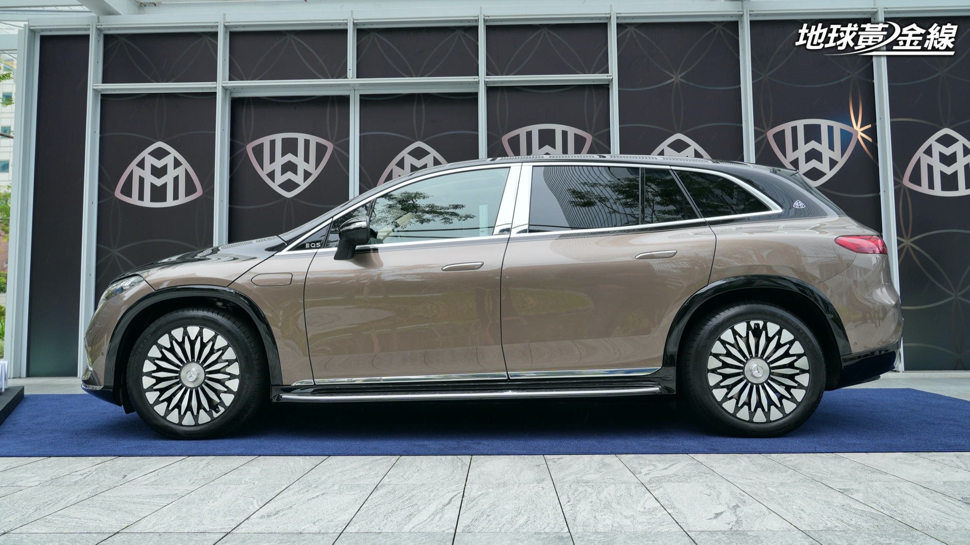 邁巴赫EQS 680 SUV正式抵台，以匠人工藝打造頭等艙空間 | 地球黃金線