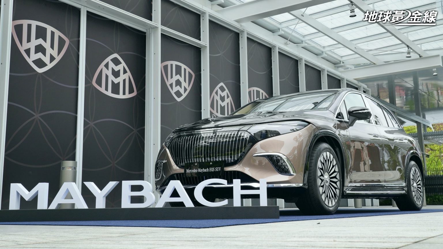 邁巴赫EQS 680 SUV正式抵台，以匠人工藝打造頭等艙空間 | 地球黃金線