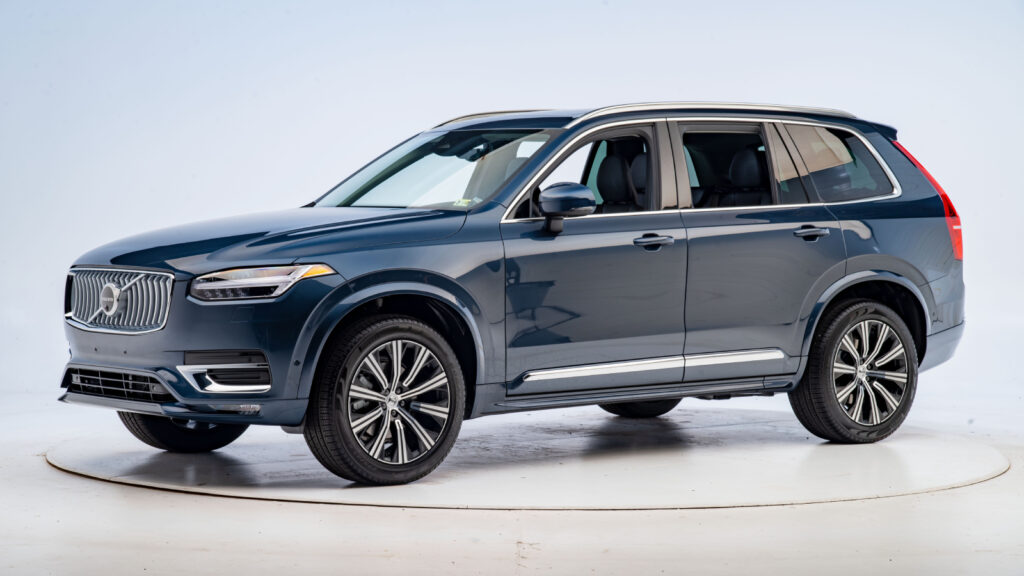 IIHS公布豪華SUV測試結果，三款獲Top Safety Pick+評價台灣有賣 | 地球黃金線