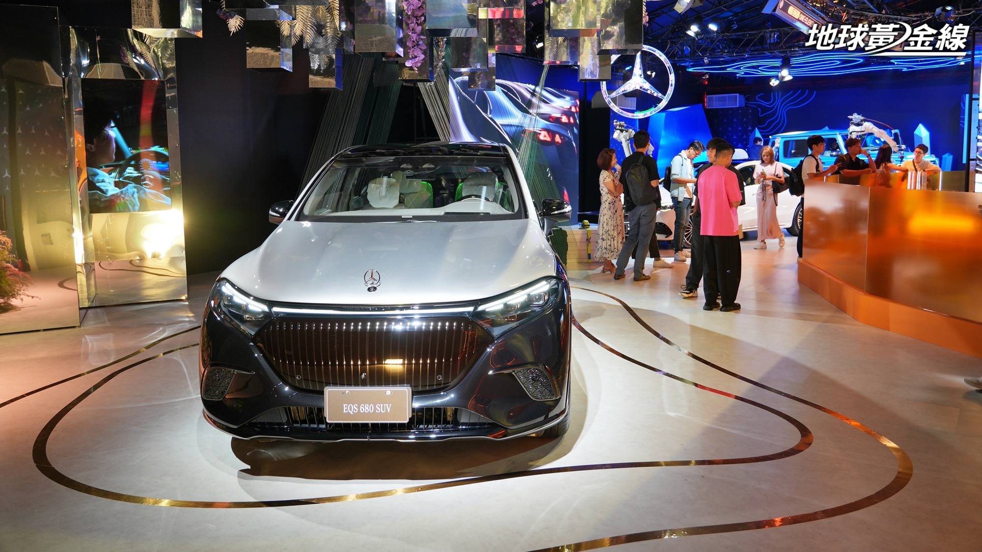 Vision One-Eleven概念車抵台亮相！《111% Mercedes-Benz》特展隆重登場 | 地球黃金線