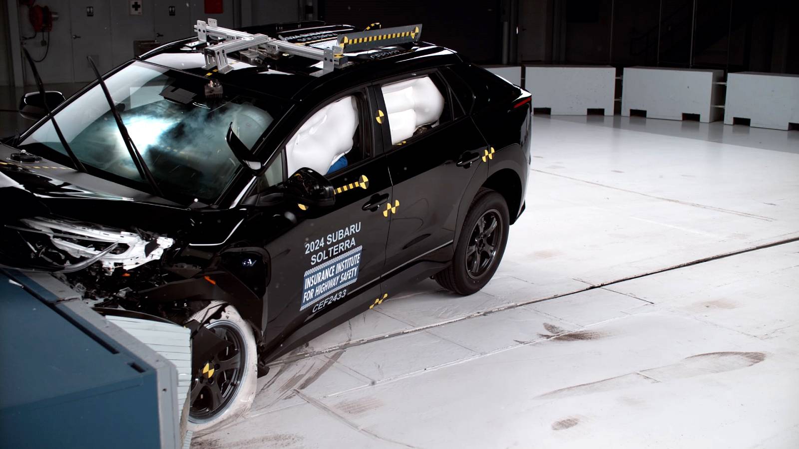 IIHS公布最新測驗成績，5款車獲Top Safety Pick以上評價台灣有賣 | 地球黃金線