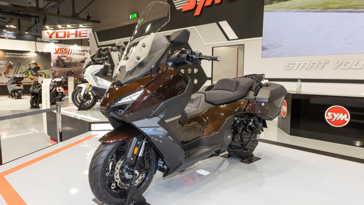 SYM TTLBT黃牌大羊米蘭車展發表！三陽BT系列第四款「靈龜」速克達現身 | 地球黃金線