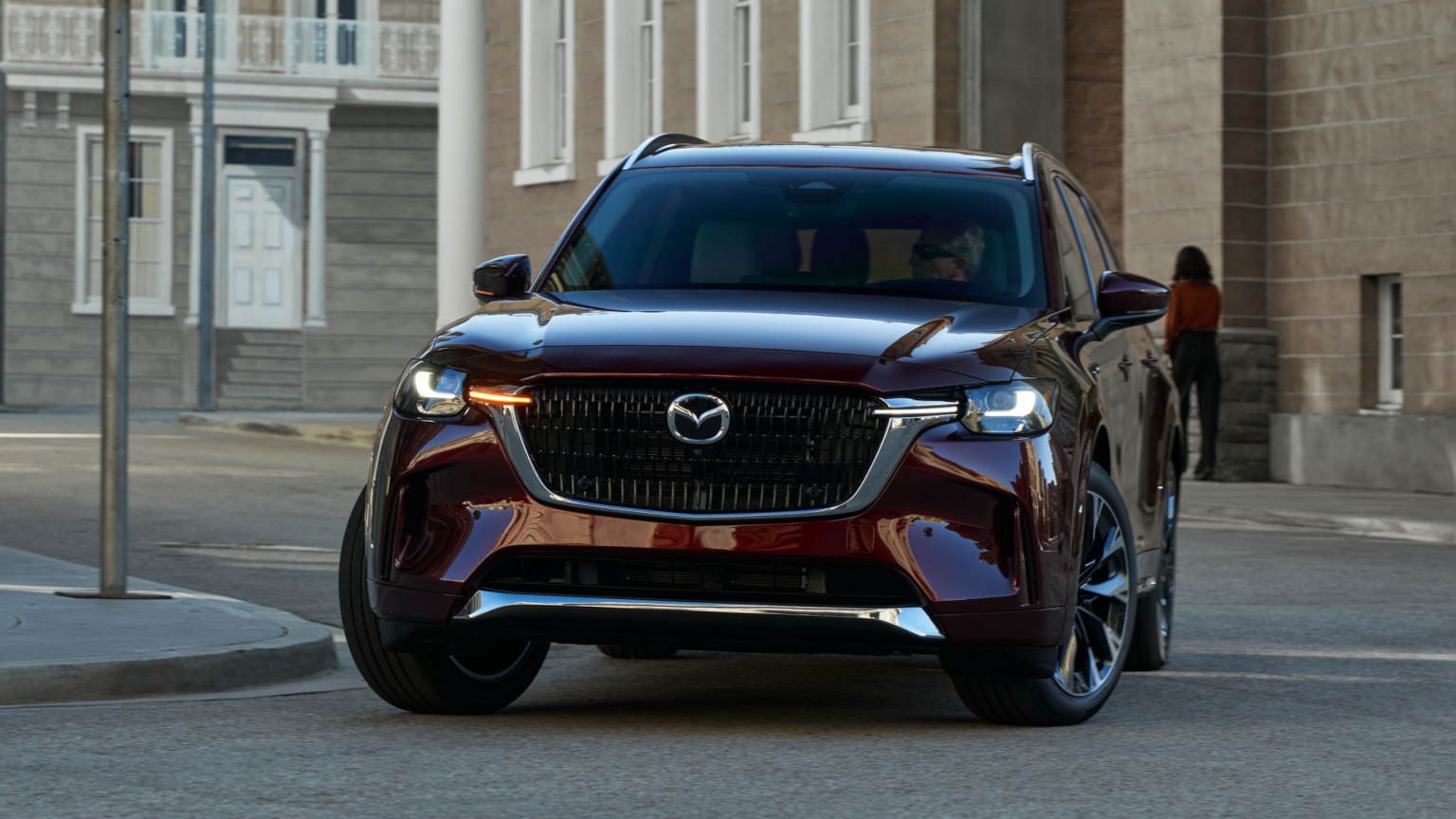 25年式CX-90價格179.9萬起！Mazda公布小漲9千元升級9氣囊與內外觀配備 | 地球黃金線