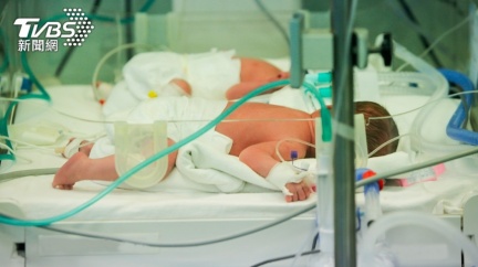 腸病毒重症「最小才出生3天」 呼吸困難併發腦膜炎進ICU│TVBS新聞網