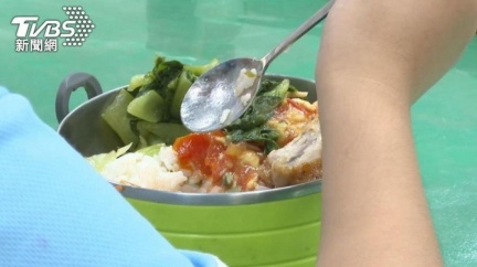 一早發錢了！勞動部2津貼入帳「最高近10萬」月底前發18筆│TVBS新聞網