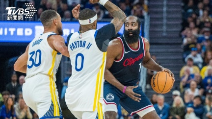 世界大賽G3／9局下兩分砲沒用 道奇攻剋洋基主場聽牌│TVBS新聞網