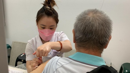 5月疫情再升溫 4歲童沒打疫苗染新冠「雙側肺浸潤」住ICU│TVBS新聞網