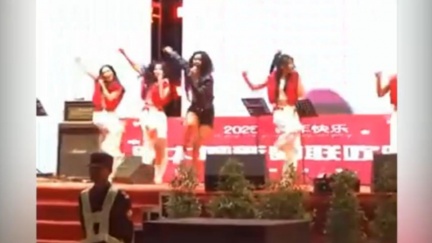 緬甸邊防軍突襲KK園區 救出3千名電詐「豬仔」│TVBS新聞網