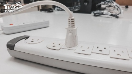 扛不下去！全球物流龍頭DHL快遞宣布「裁員8000人」│TVBS新聞網