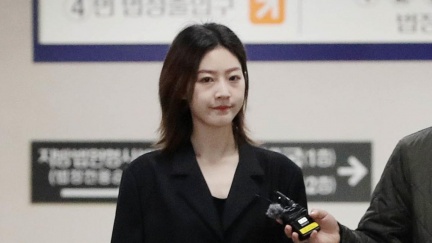 跨海專訪／倉悠貴野外尬恒松祐里「全身弄髒」 喊拍《噬亡村3》│TVBS新聞網