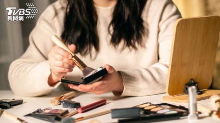 狠爆EZCourse副總是「創意私房會員」！黃益中大翻車道歉│TVBS新聞網