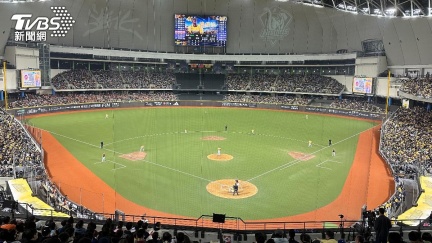 蔡依林12月要唱大巨蛋！頒獎典禮壓軸「辣到爆」 6mins演出驚呆人│TVBS新聞網