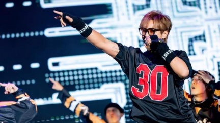 去年才來台開唱！饒舌歌手JJJ驚傳猝逝 享年35歲│TVBS新聞網