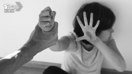 酒醒只剩比基尼！小琉球潛水教練性侵女學員 分期賠90萬換免囚│TVBS新聞網