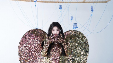 50歲林志玲「無濾鏡照」美麗曝光 合體老公AKIRA現真實狀態│TVBS新聞網