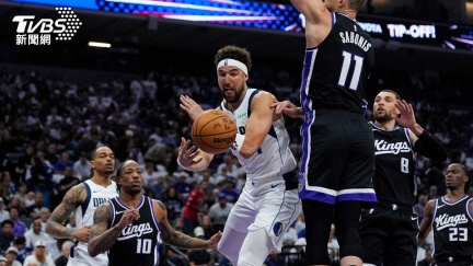 NBA季後賽／唐西奇37分扛不動！灰狼三分雨狂轟 湖人主場慘敗22分│TVBS新聞網