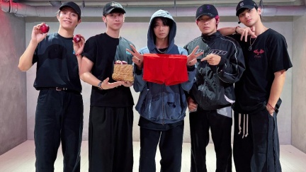 團內7成員和「神」連結！ARKis談禁愛令 當場笑了│TVBS新聞網