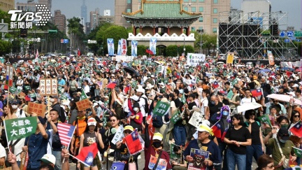 顏翎熹火辣主持419！網見「誠意滿滿」嘆：國民黨426怎贏？│TVBS新聞網