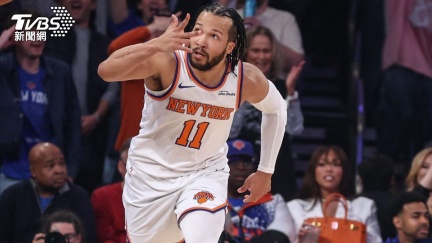 NBA季後賽／里拉德歸隊無用！字母哥空砍32分 溜馬再宰公鹿2連勝│TVBS新聞網