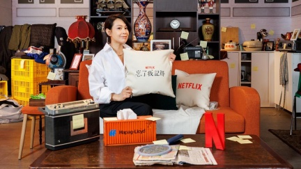 直擊／IVE美貌驚艷高雄700粉 兪眞小露肚皮現身、張員瑛超親切揮手│TVBS新聞網