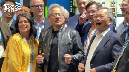 黃仁勳搭「龐巴迪7500」抵台 專機6天停泊費要價破9萬│TVBS新聞網